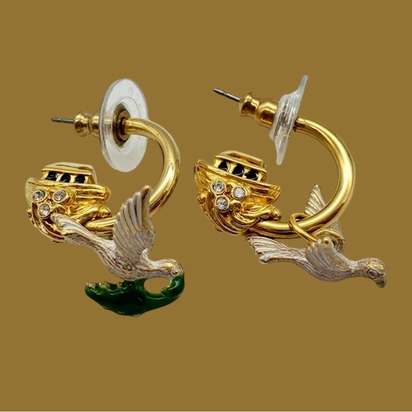 Joan Rivers | Jewelry | Vintage Joan Rivers Noahs Ark Flying Dove Of ...